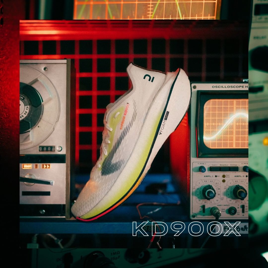 【品牌動態】迪卡儂最強碳板鞋跑鞋 KD900X 登場！官方實測中底耐用度達 1000 公里！ | 文章 | 運動筆記