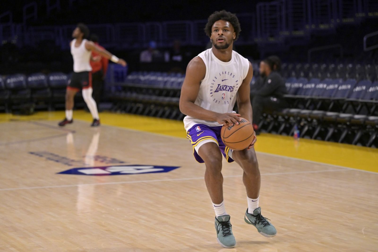 NBA / 決定好了！Bronny週五將迎來生涯首次G-League「客場」出戰 | 籃球筆記