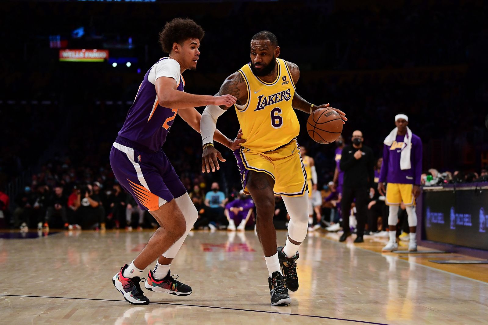 NBA / Cameron Johnson談新秀賽季震撼教育：我整場唯一一個戰術被LeBron秒破解 | 籃球筆記