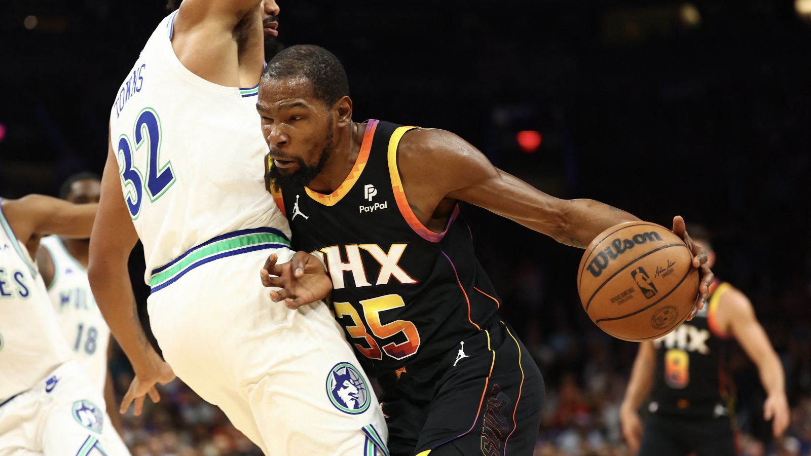 NBA / 太陽三巨頭合體再等等 KD、Booker手感爆發輕取灰狼 | 籃球筆記