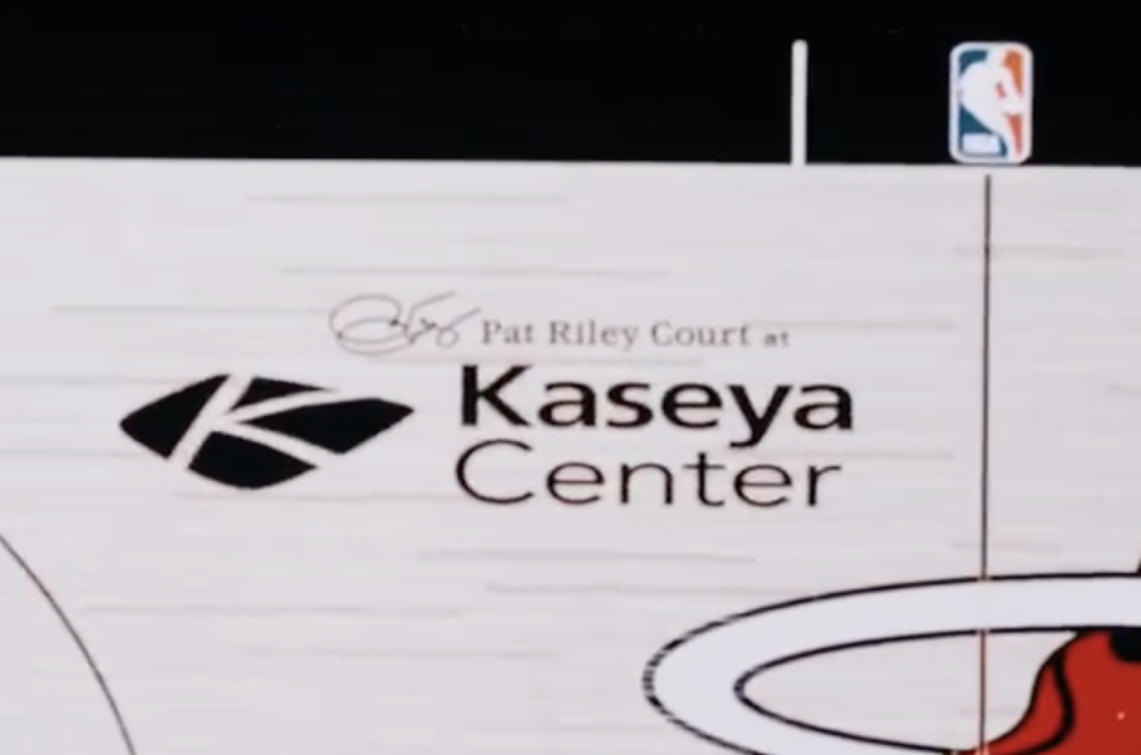 NBA / 表彰加入球團已30年 熱火命名新主場名為「Pat Riley Court」 | 籃球筆記