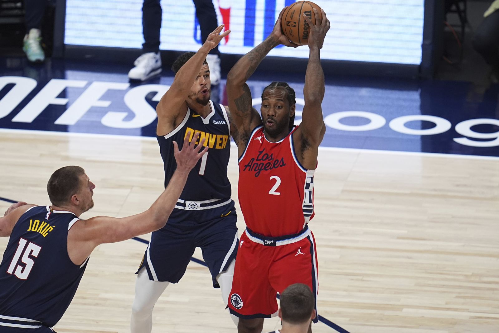 【影片】NBA/ 不確定下場比賽是否能出戰！MPJ曝膝關節傷勢：從未感受過如此劇烈的疼痛 | 籃球筆記