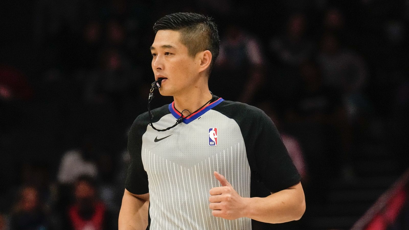 NBA / 花三年半時間完成夢想！來自韓國的黃仁泰成為NBA正職裁判 | 籃球筆記