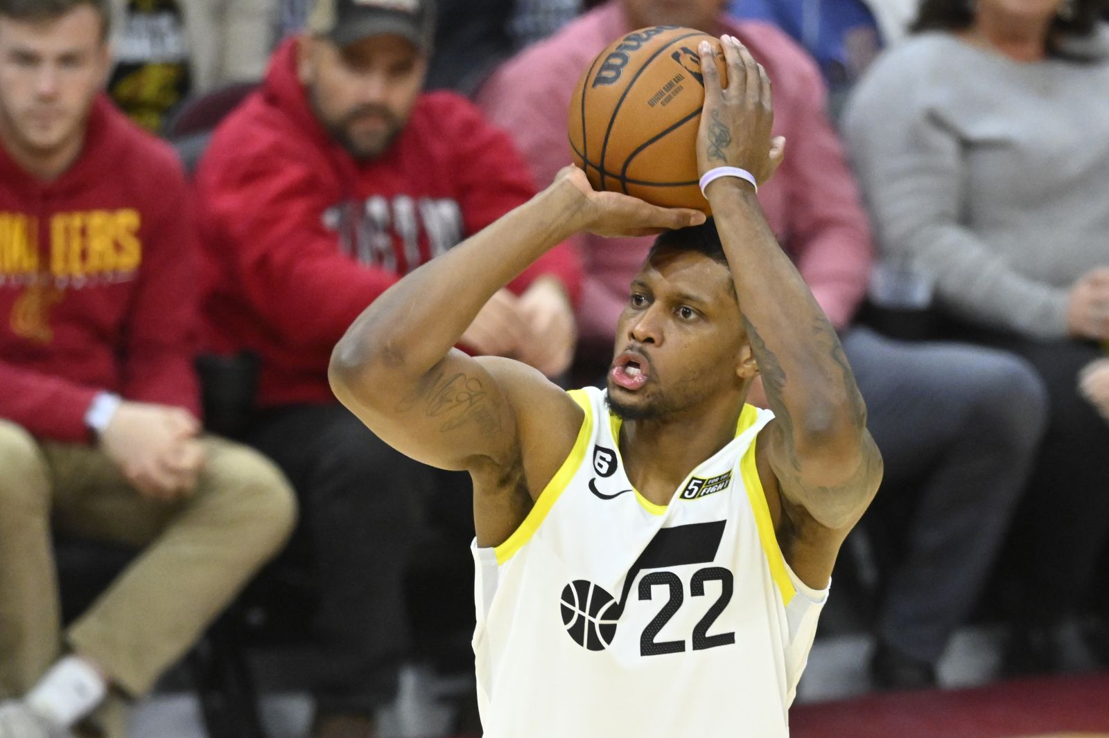 NBA / Rudy Gay同意與勇士達成一年合約協議 將與其他球員爭取正式名單位置 | 籃球筆記