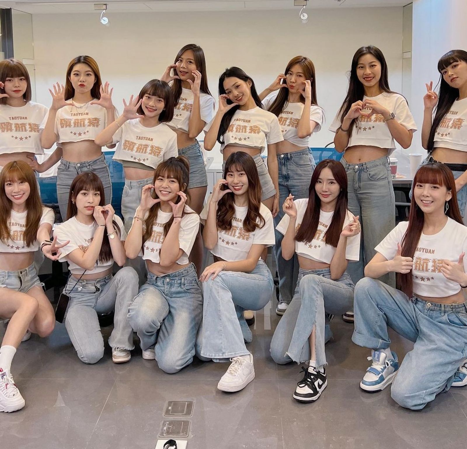 PLG/ 領航猿啦啦隊「Pilots Crew」來襲！10位成員一次看 | 籃球筆記