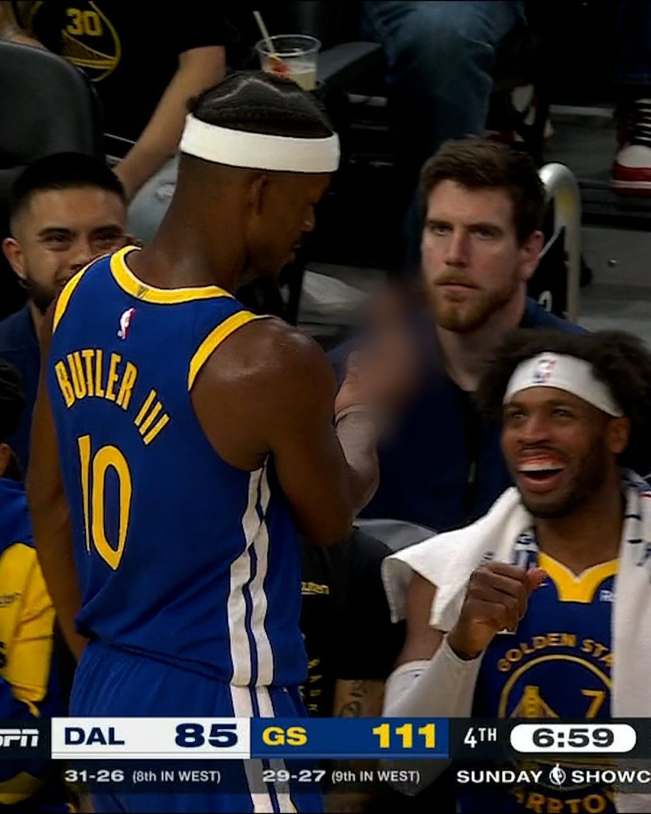 【影片】NBA/ 找到新的中指兄弟？Butler對Buddy Hield比出「國際禮儀」手勢 | 籃球筆記