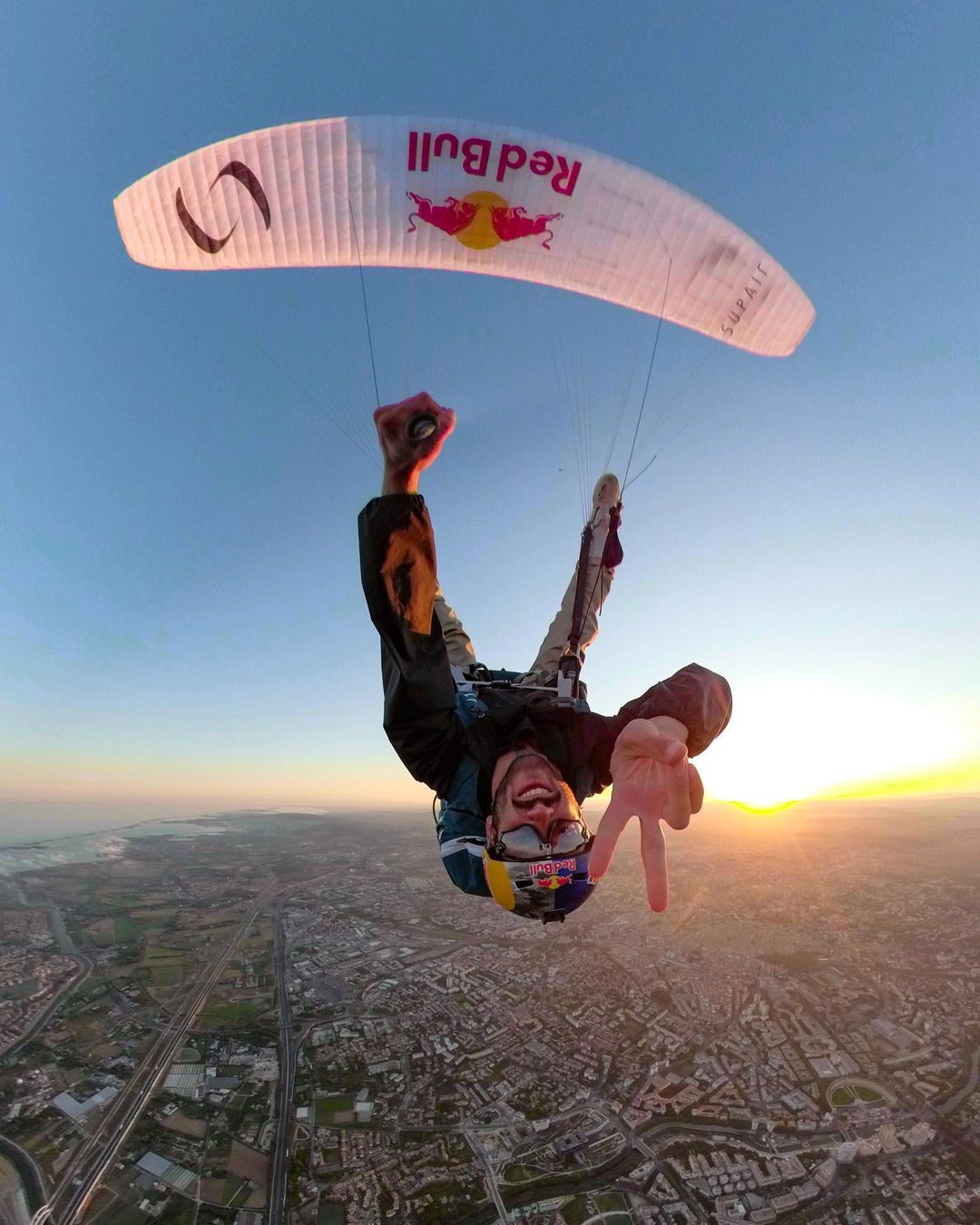 【話題】法國選手超狂！ 用這「交通工具」到 UTMB 比賽起跑點 眾人傻眼 | 文章 | 運動筆記