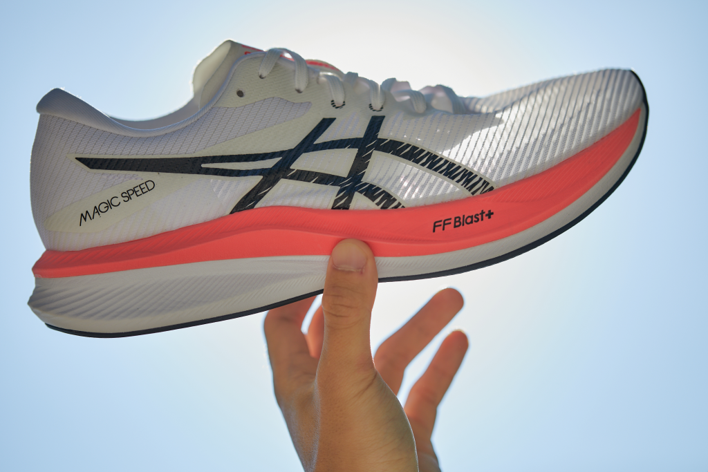 【評測】魔幻速度般的極致追求 — ASICS MAGIC SPEED 3 | 文章 | 運動筆記