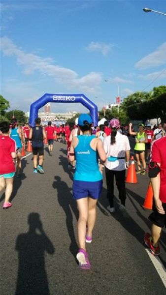 【Garmin FR15 跑步新手訓練計畫】之結業式_我的第一場12.5k精工路跑 | 網誌 | 運動筆記