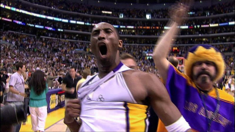 NBA / 斯台普斯中心外的Kobe雕像該用哪個動作？O'Neal喜歡這一幕 | 籃球筆記