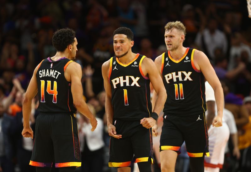 【影片】NBA / Jokic空砍53分 Booker、KD 合砍72分率太陽擊退金塊 系列賽戰平 | 籃球筆記