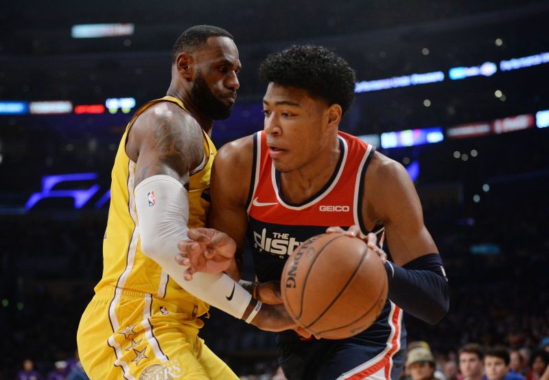 【新聞】LBJ、AD各取20+雙十 輕取巫師拿十連勝（影） | 籃球筆記