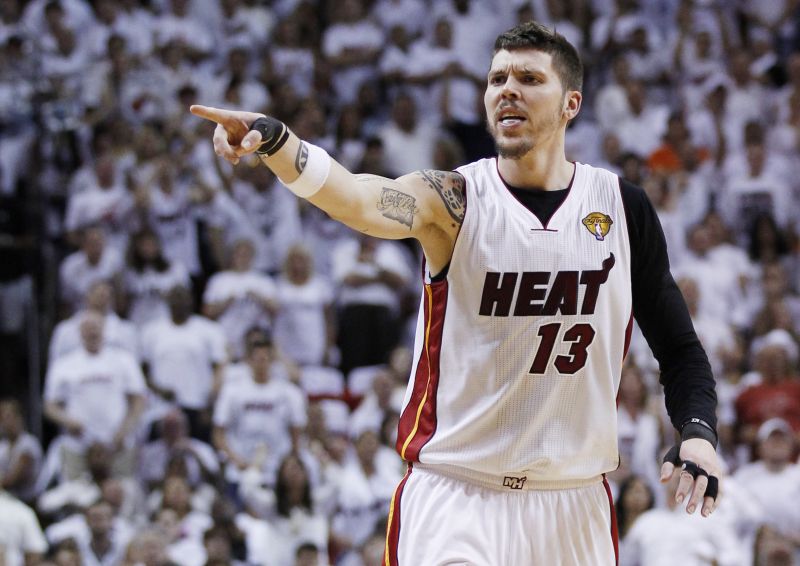 【影片】NBA / Miller曝Jokic半夜傳訊虧他沒拿過FMVP：那你有點遜餒 | 籃球筆記