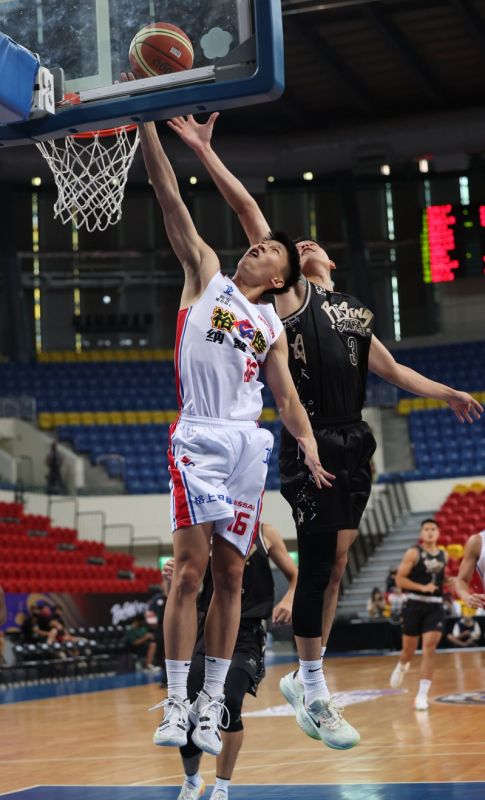 跨聯盟邀請賽／SBL隊伍開胡！裕隆力退PLG新秀隊 | 籃球筆記