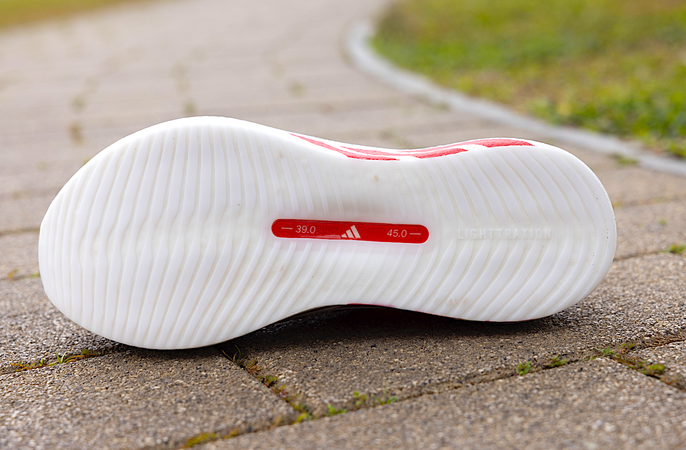 【筆記開箱】緩震、能量、輕盈 重新定義日常跑步體驗 實測 adidas HYPERBOOST EDGE ｜ 運動筆記HK | hk ...